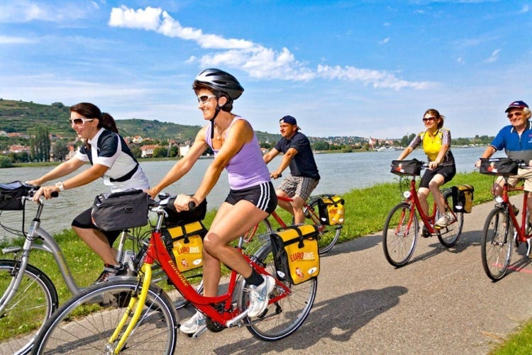 Cycle Tourism: Discovering the World in an Eco-Friendly Manner ...