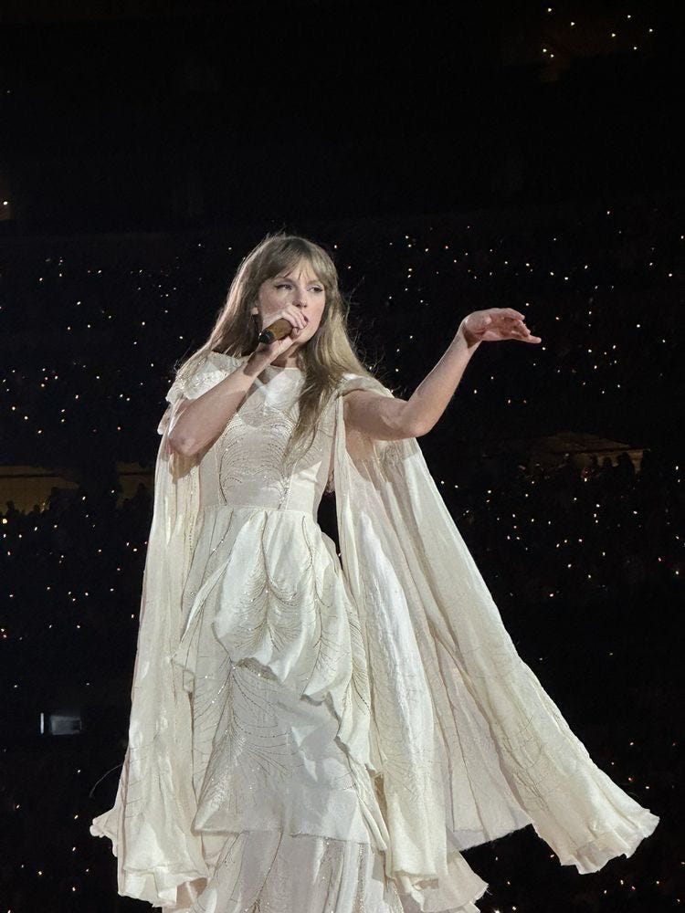 Title: “Exploring the Heartfelt Journey of Taylor Swift’s ‘August ...