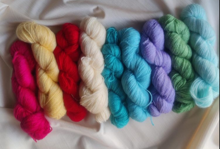 “Unveiling Moonlight Magic: ABCwools’ 70-Gram Moon Light Acrylic Yarn ...