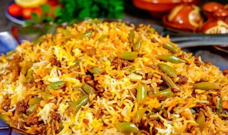 Lubia Polo (Persian Green Bean Rice) Recipe | by Aloorecipes | Medium