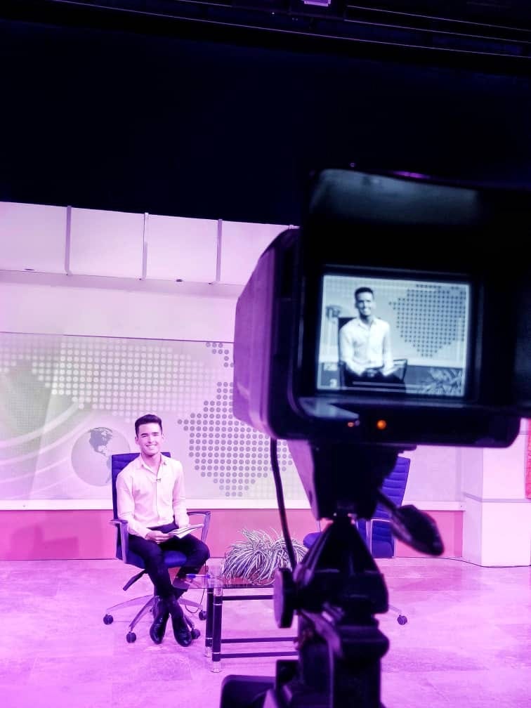 El desafío de Carlos Alejandro. Un joven universitario se convirtió ...