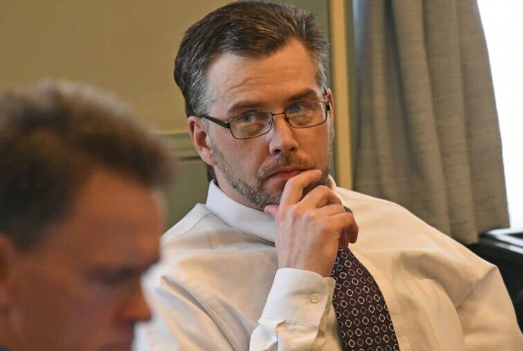 Shawn Grate, descoberto através de uma ligação para o 911 | Medium
