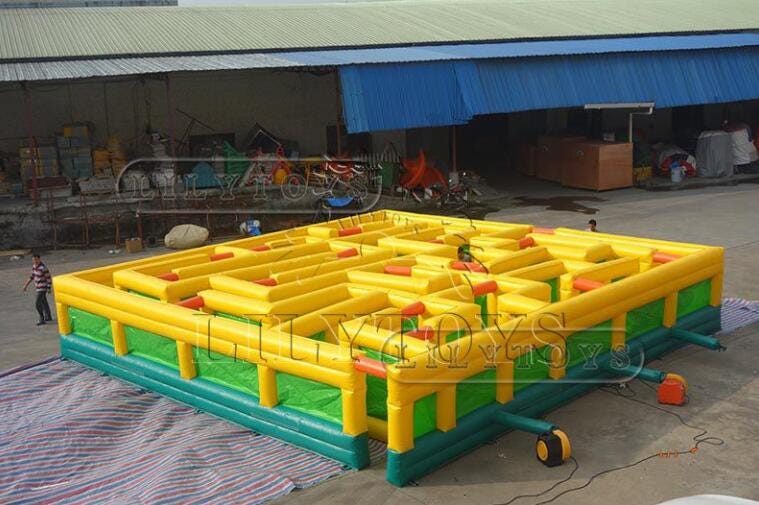 The Giant Inflatable Amusement Park Maze is perfect for your activities ...