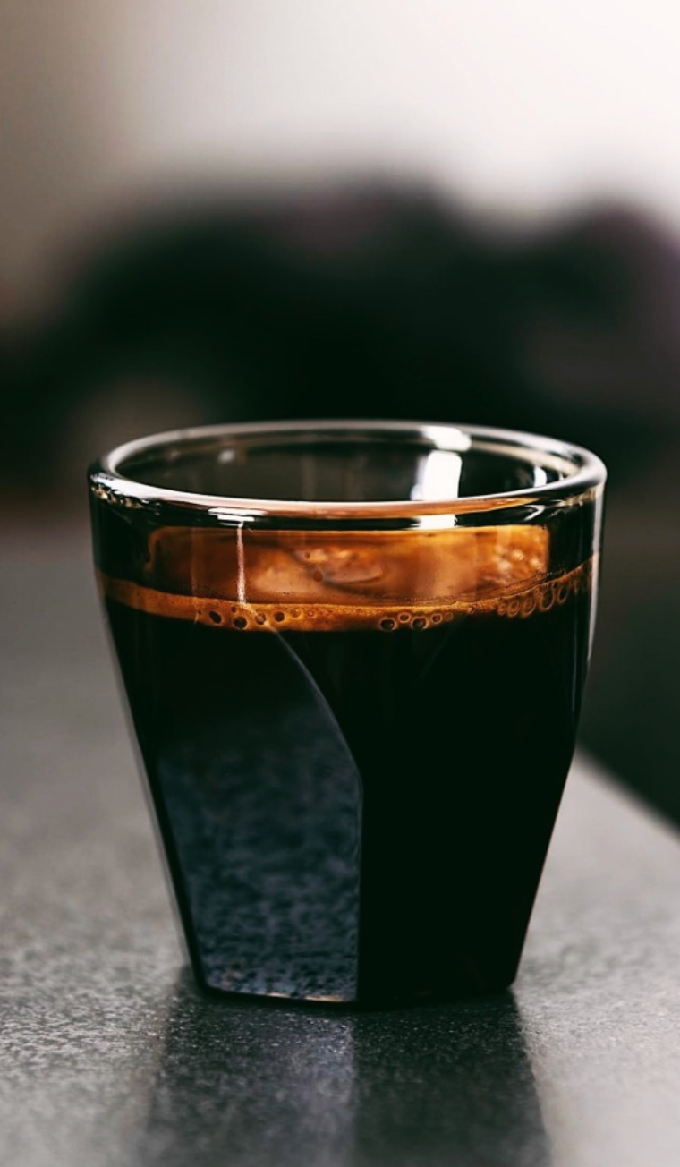 robust. full bodied. - Maurice Kaehler - Medium