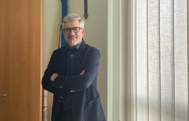 Intervista a Marco Mosconi, dirigente scolastico dei Licei Poliziani ...