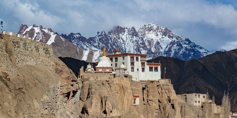 “Discover the Serenity of Lamayuru: Ladakh’s Ancient Monastery and ...
