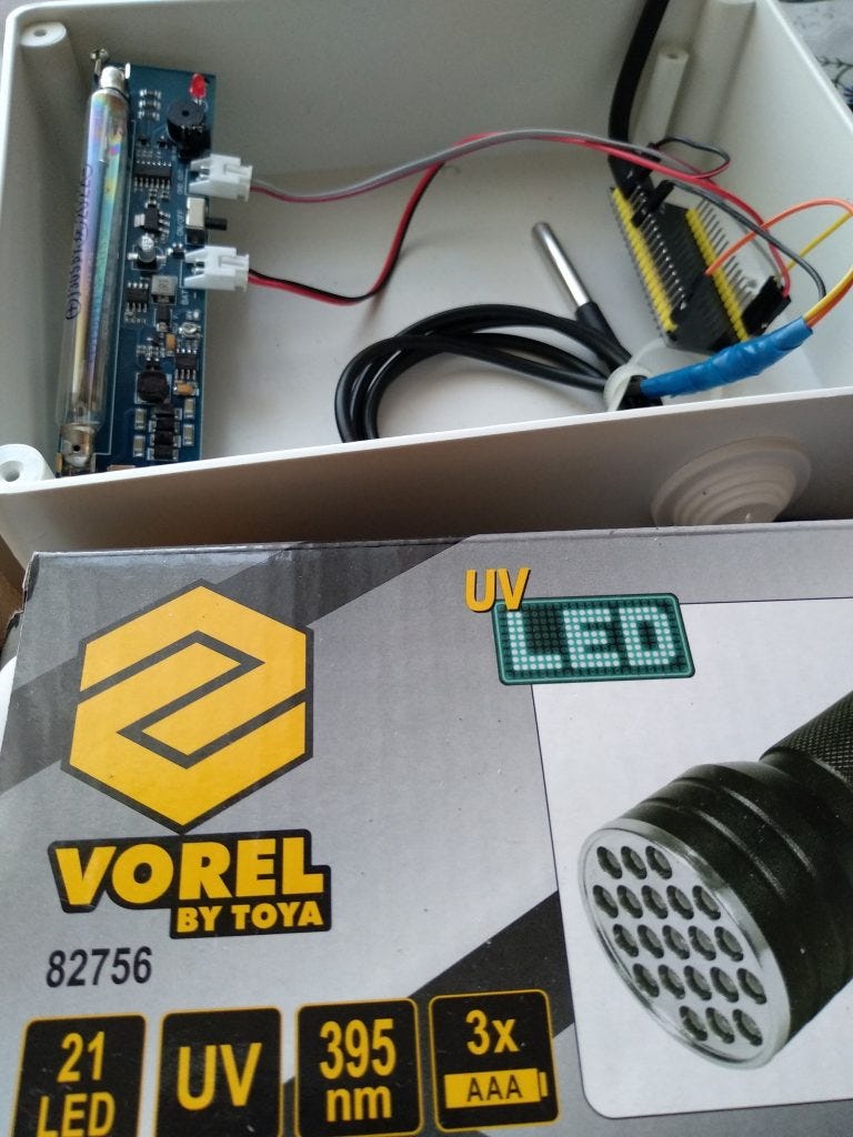 UV test of Geiger tubes J305 - IoT-devices LLC - Medium