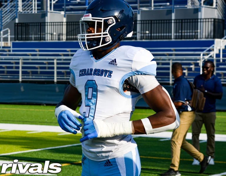 Louisville locks in four-star WDE Adonijah Green on official ...