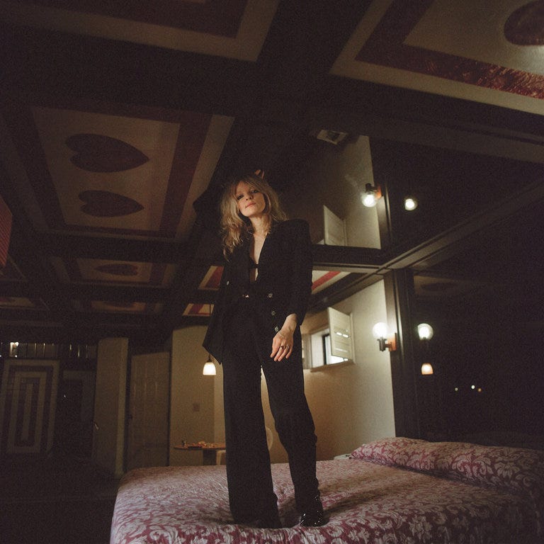Album Review: Jessica Pratt — Quiet Signs | by Jasper Willems | Medium