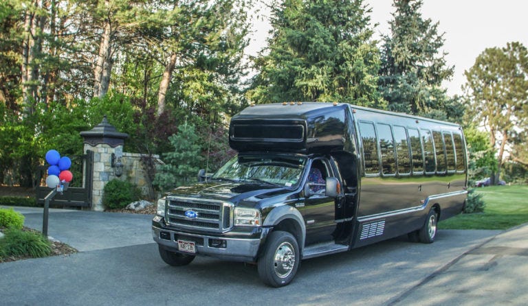 Getting A Party Transport Rental To Flavor Up Your Occasion | by ...