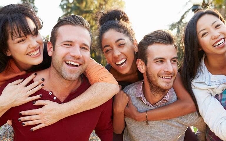 15 Habits of Extremely Happy People | by BiggieTips _Tips &Tricks | Medium