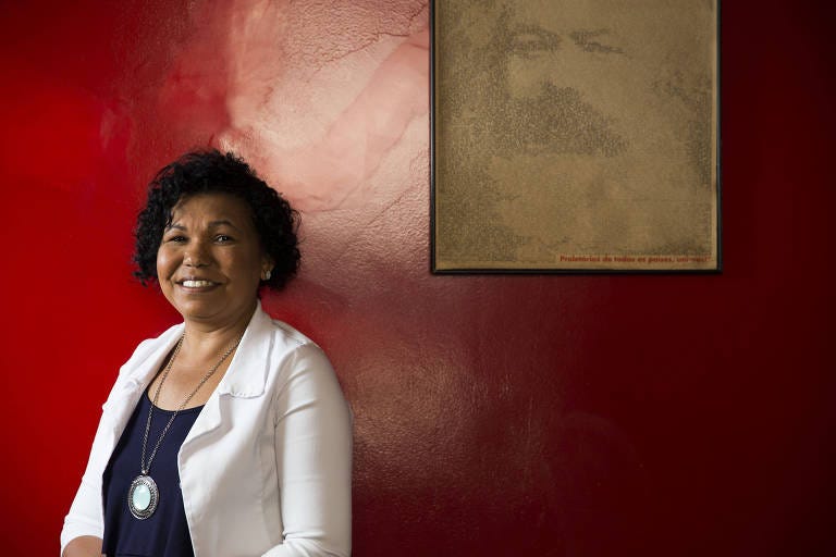 Vera Lúcia e sua potência revolucionária | by Danty Alves | Medium