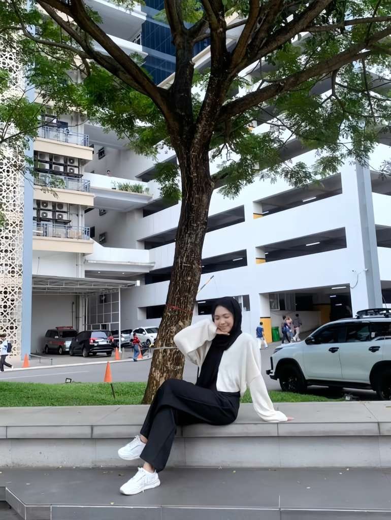 Dari Lapak Pedagang Kaki Lima hingga Izin Usaha: Dilema Hukum ...