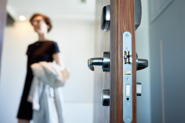 4 Tips From Professionals On How To Avoid Getting Locked Out | by Sure ...