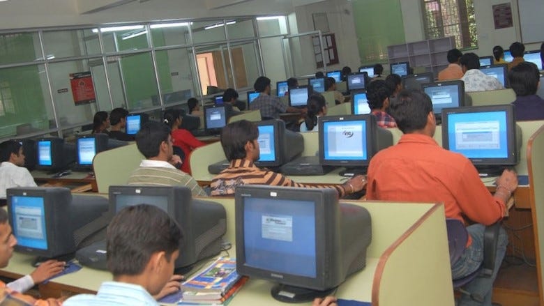 Are you join computer courses in 2023 - AHMAD RAZA - Medium
