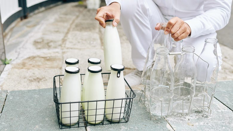 Streamlining Milk Round Operations with Cutting-Edge Software | Medium