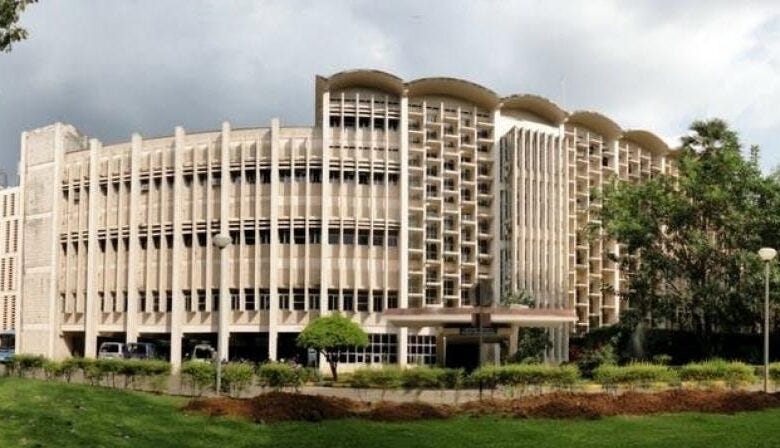 IIT-Bombay Graduate Sets New Record With International Job Offer Worth ...