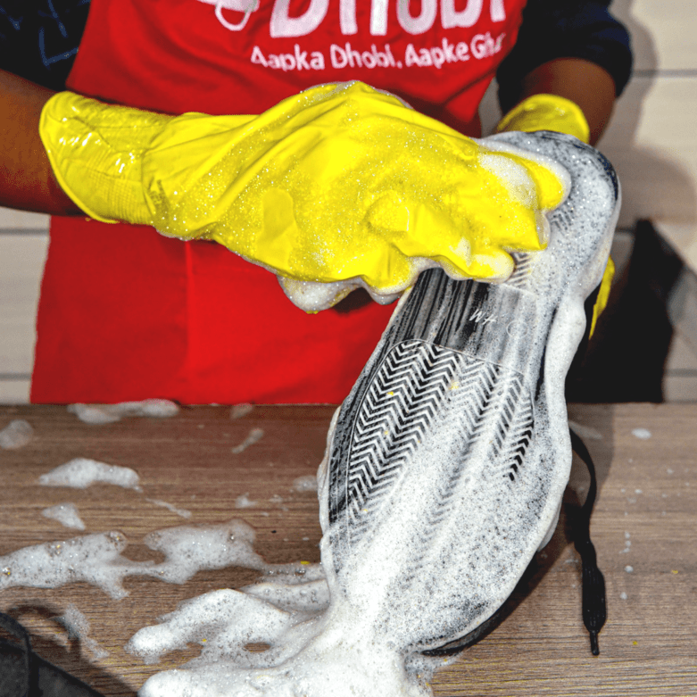 The Best Way to Clean Sneakers: A Comprehensive Guide to Keeping Your ...