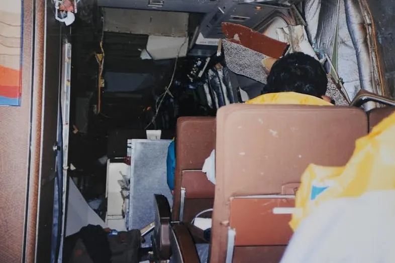 Photo à l'intérieur du vol 123 de Japan Airlines avant de s'écraser ...