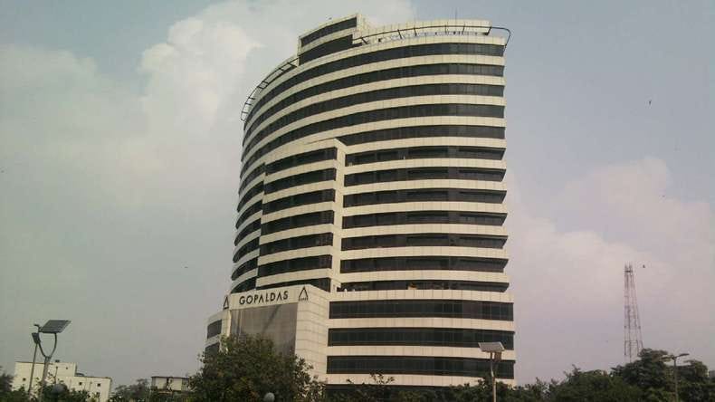 Fire breaks out in Gopal Das building on Barakhamba Road CP, Delhi | by ...