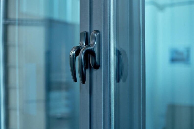 Enhancing Customer Experience with Infrared Touch Screens - Kavya - Medium