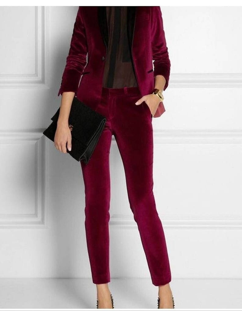 “Stunning 2-Piece Prom Suits for Women: Effortless Elegance” | by ...