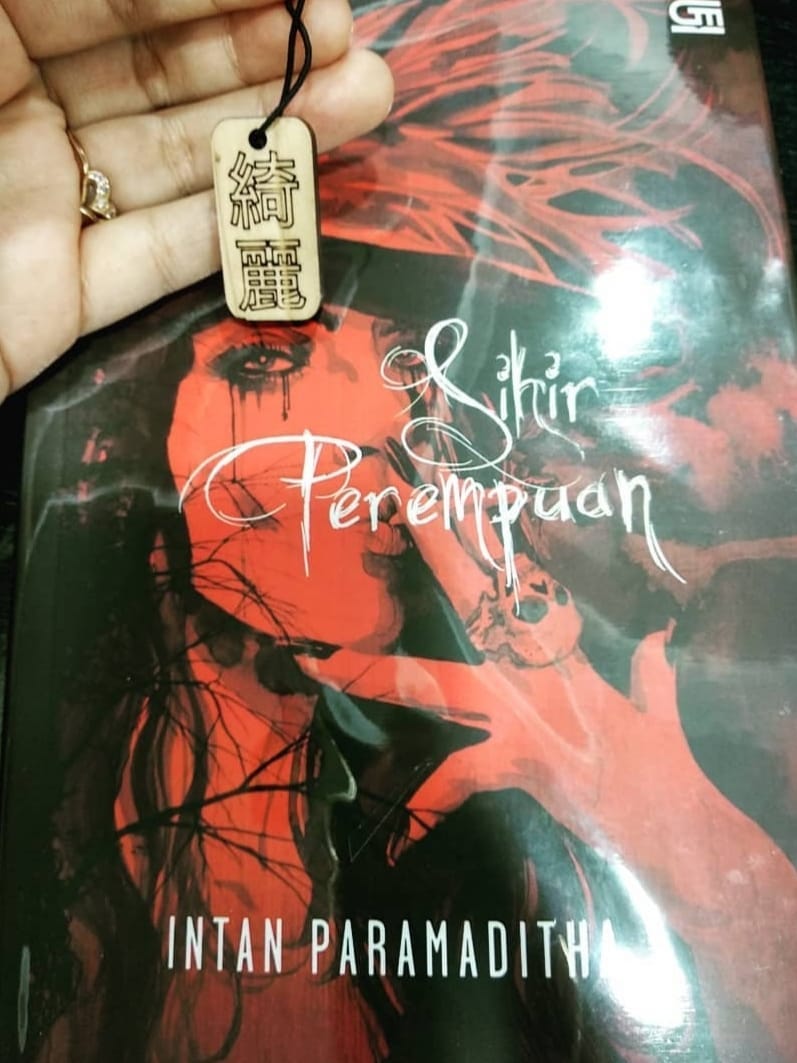 Book Notes (6): Sihir Perempuan by Intan Paramaditha | by Ablaze like ...