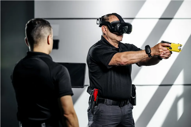 Phoenix Police Officers Are Stepping into the World of Virtual Reality ...