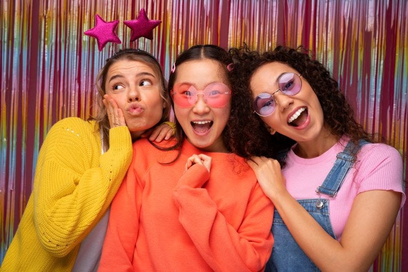 Top Trends in Party Photo Booths for 2023 | by queensphotobooth | Medium