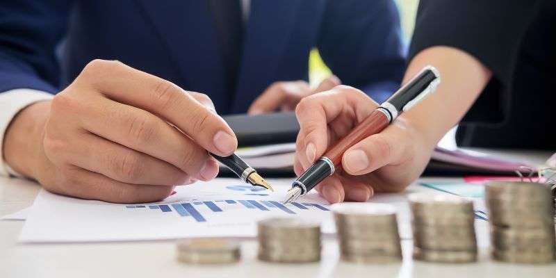 How To Set And Achieve Financial Goals In 2024? | by Blast Budget | Medium