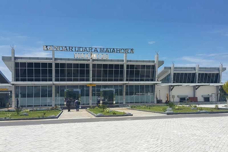 Bandara Matahora, Wakatobi: perbaruan Mei 2016 | by Destinasi Indonesia ...