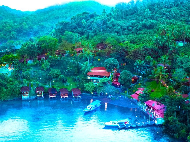 Review Bastianos Lembeh Dive Resort Dekat Pusat Penyelaman Terbaik di ...