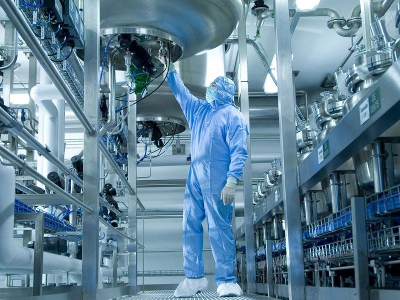Pfizer and others leading the pharmaceutical manufacturing with AI and ...