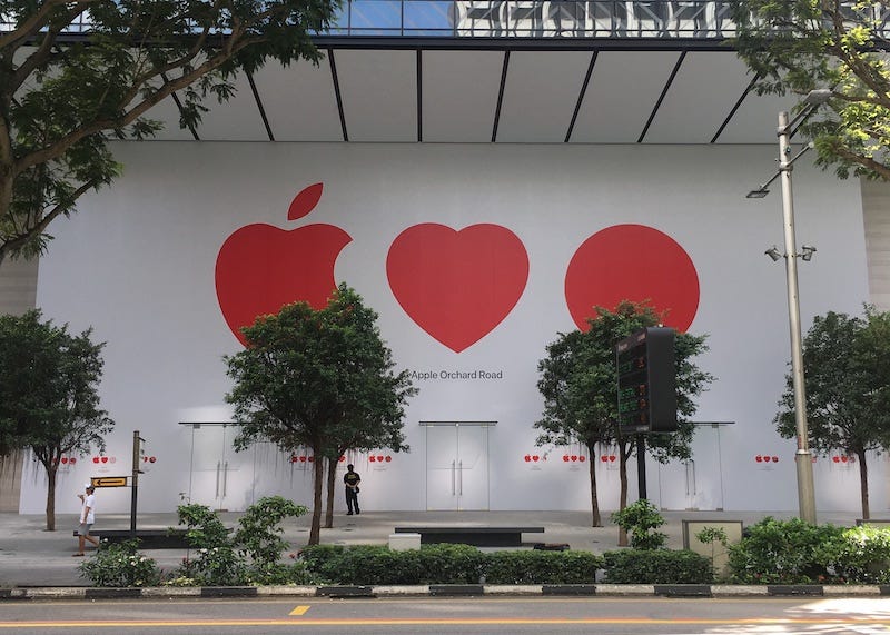 First Apple store in Southeast Asia opens in Singapore | by Joseph ...