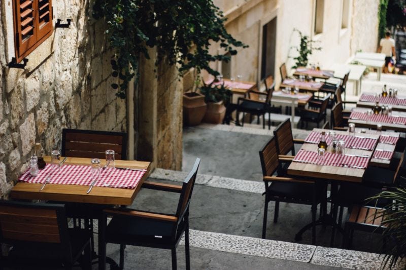 No-shows: the torment of every restaurant | by Dave Meier | Medium