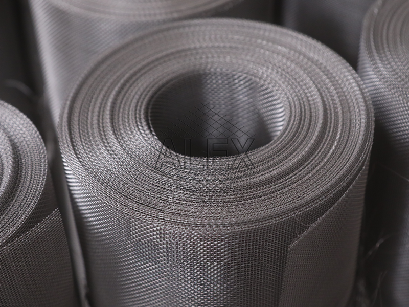 Stainless Steel 304 Wire Mesh | by Alex Wire Mesh | Medium