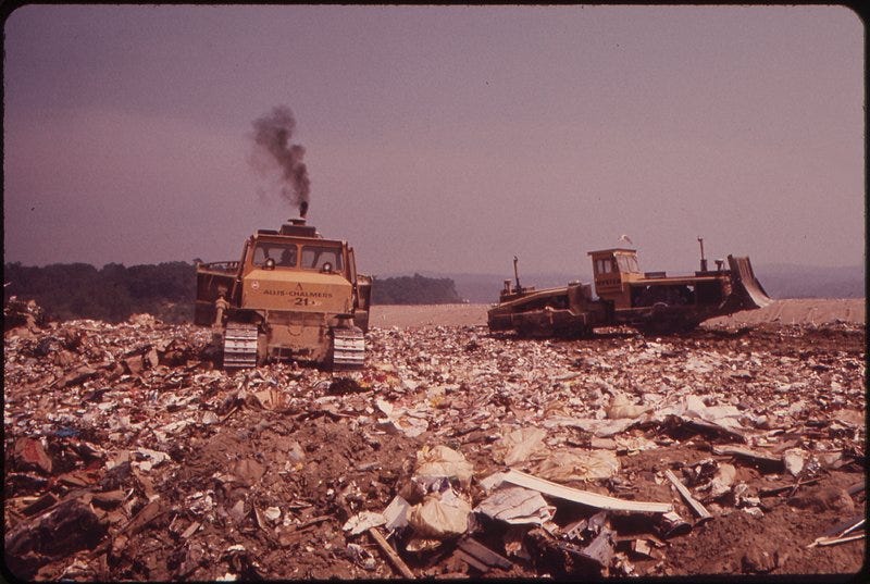 Carbon footprint of decaying emails | by Benjamin Billon | Splio ...