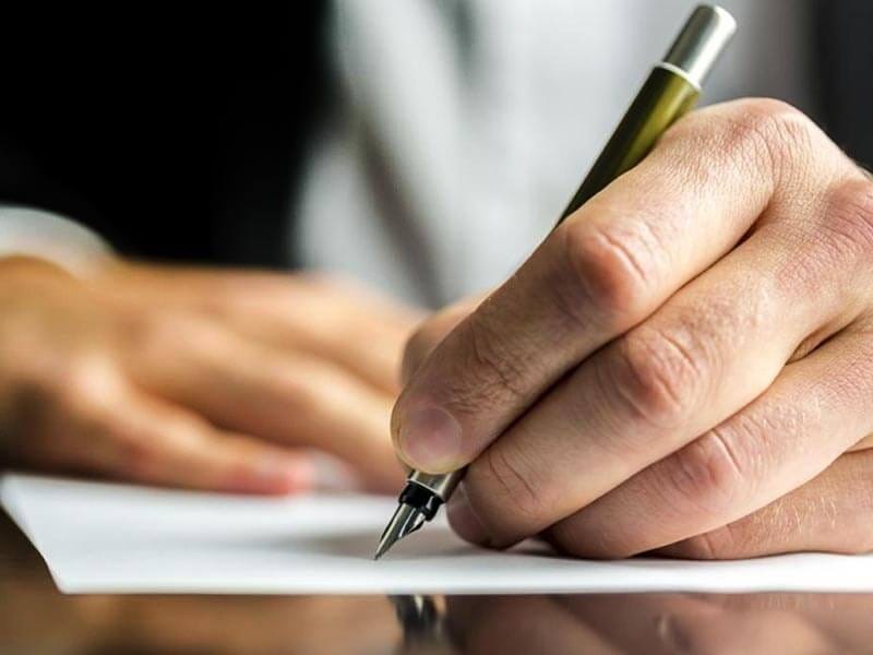 I tried to learn how to write with my left hand | by Richard Wagner ...