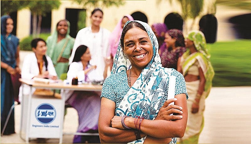 Beyond the Glass Ceiling: Women in the Vanguard of Industry 4.0 | by Clint Perdana | Medium