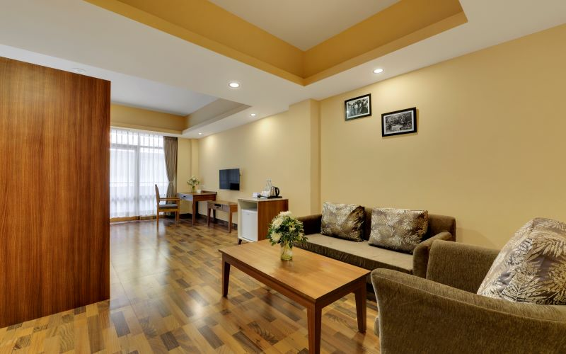Best view Hotels in Mussoorie | Sumi Yashshree Hotels Mussoorie | by ...