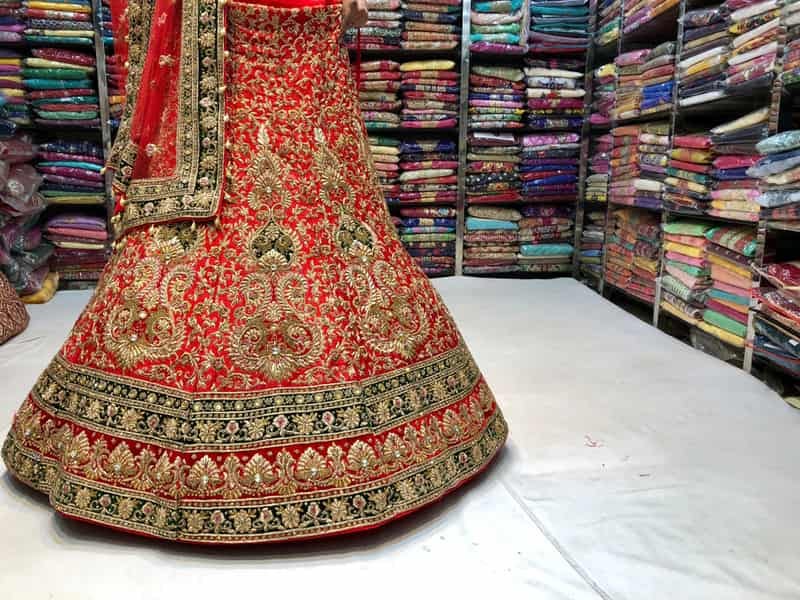 10 Great Cloth Markets In Delhi To Shop Your Heart Out | by Treebo ...