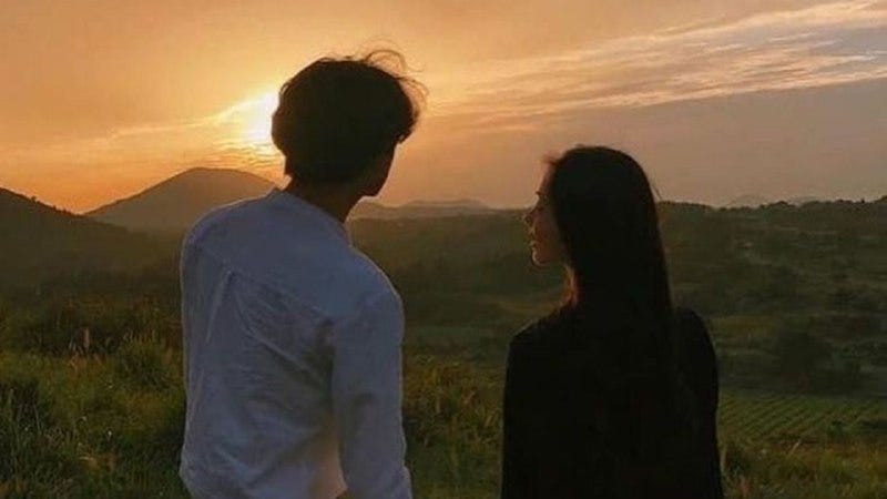 i’m yours.. halo sayangku! kamu kangen long text… | by Melody Alzhifa ...