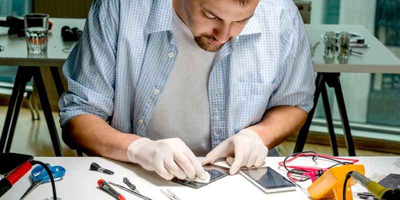 Looking For The Best iPhone Service Center In Doha, Qatar | by Apple ...
