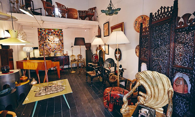 Are You a Die-hard Collector of Antiques? | by Mia Smith | Medium