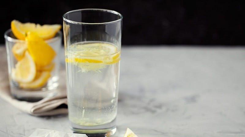 5 Useful Benefits of Drinking Sparkling Lemon Water Everyday | by Heidi ...