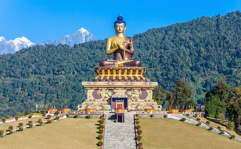 Sikkim. Sikkim is home to diverse ethnic… | by Vacation feast | Medium