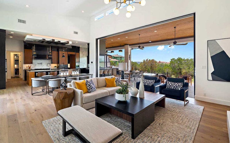 Elevating Spaces: The Artistry of an Interior Decorator | by Inter ...