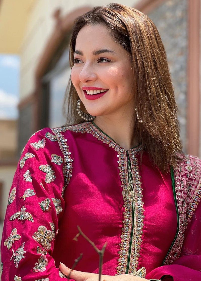 Hania Amir: The Shining Star of Pakistan's Entertainment Industry | by ...