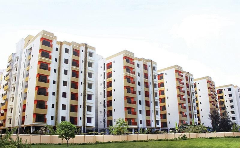 7 reasons why you should go for a Gated community | by Brinda M | Medium