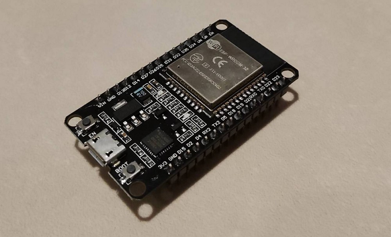 Embedded System #1 — LED Blink with ESP32 | by Syafiq Ziyadul Arifin ...